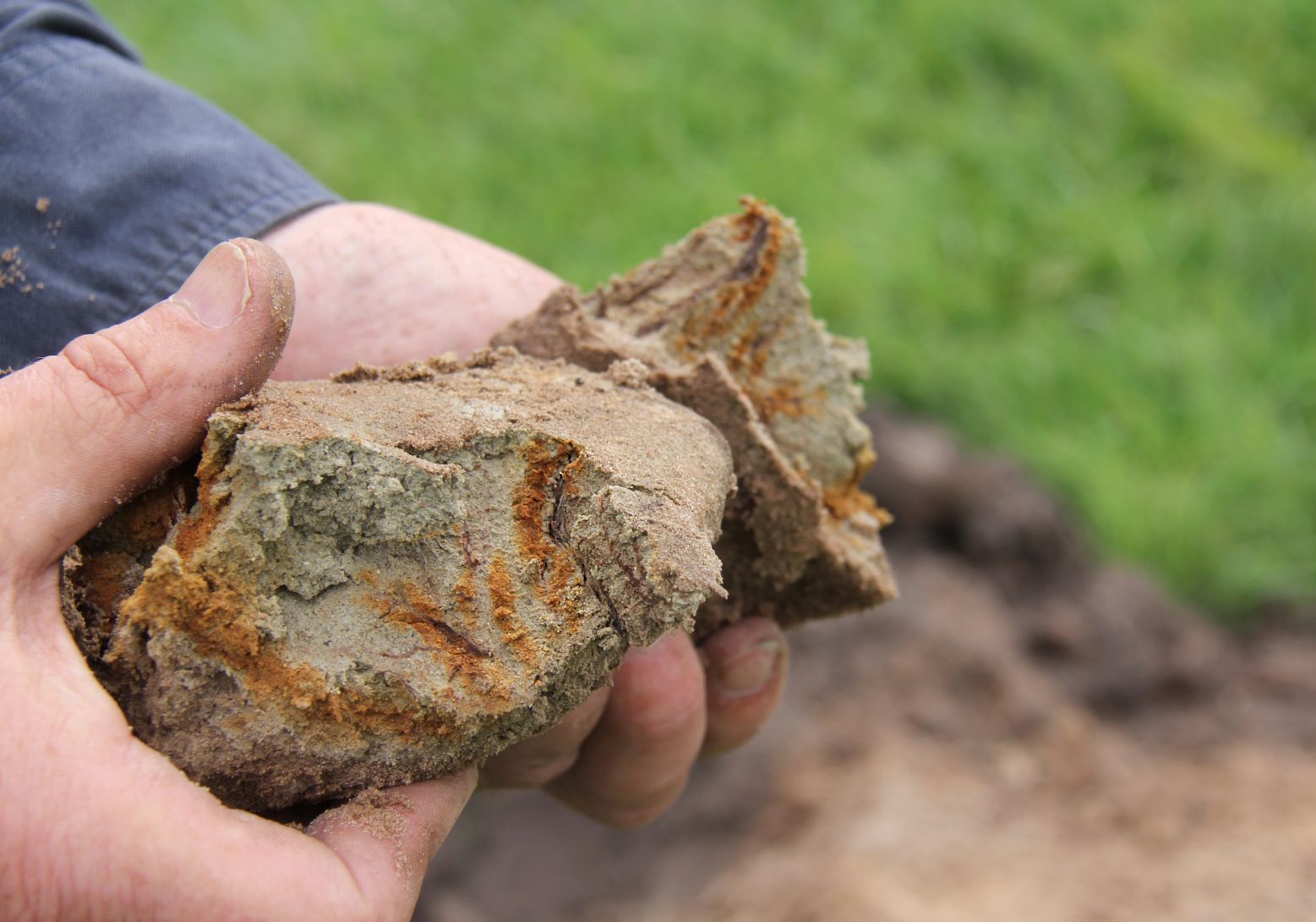 Fotoserie: Keileem, spitten en afwateren | Veld-post.nl ...